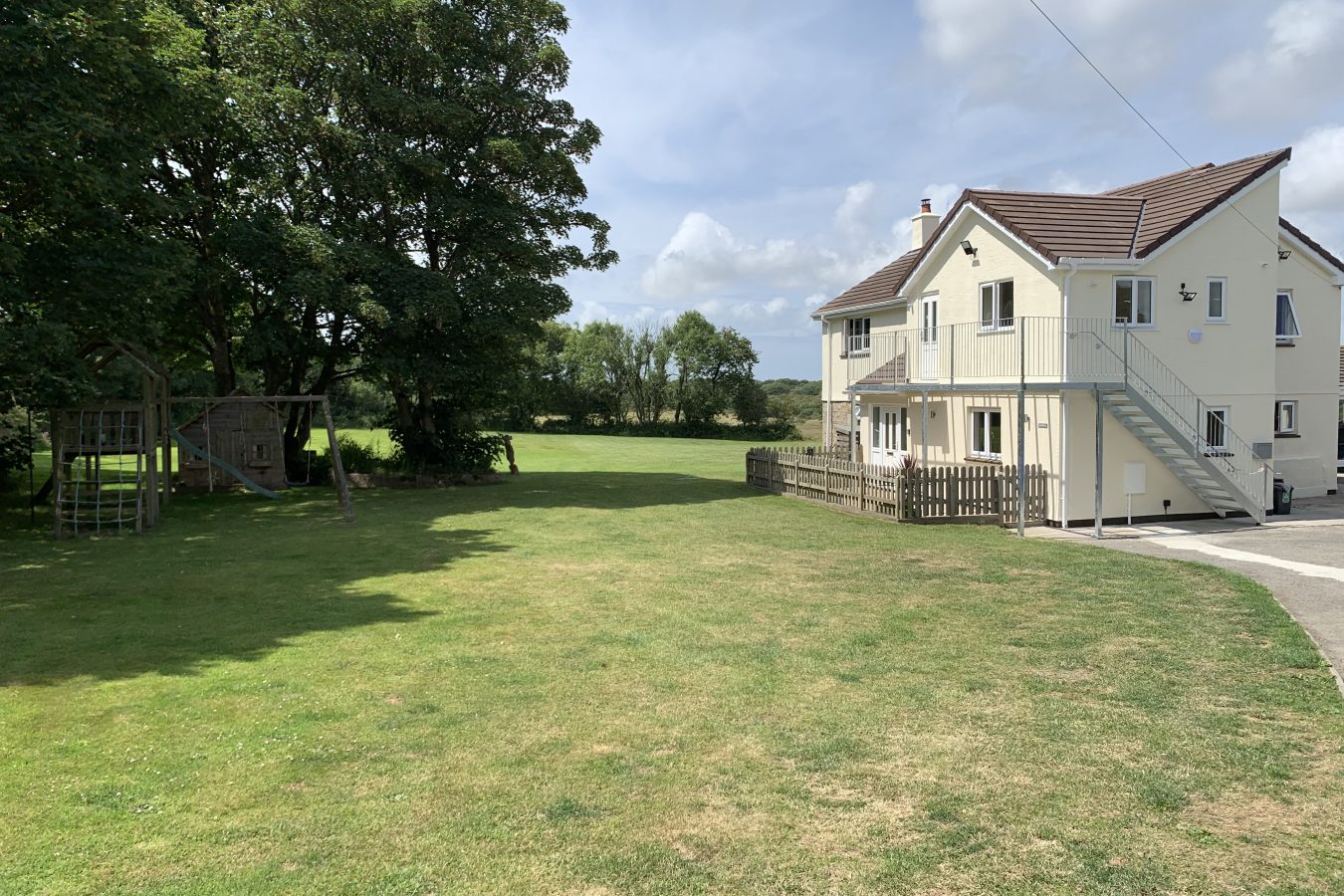 Woodfield Snug – Woodfield Cottages